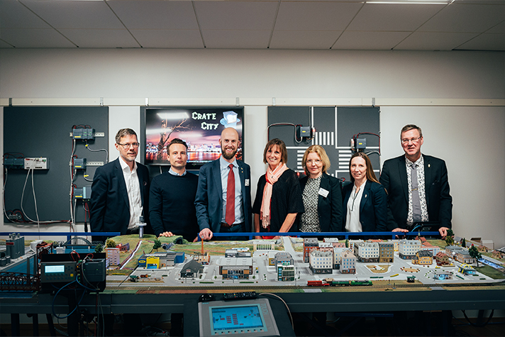 Civilt försvar och cybersäkerhet på agendan när Carl-Oskar Bohlin ...