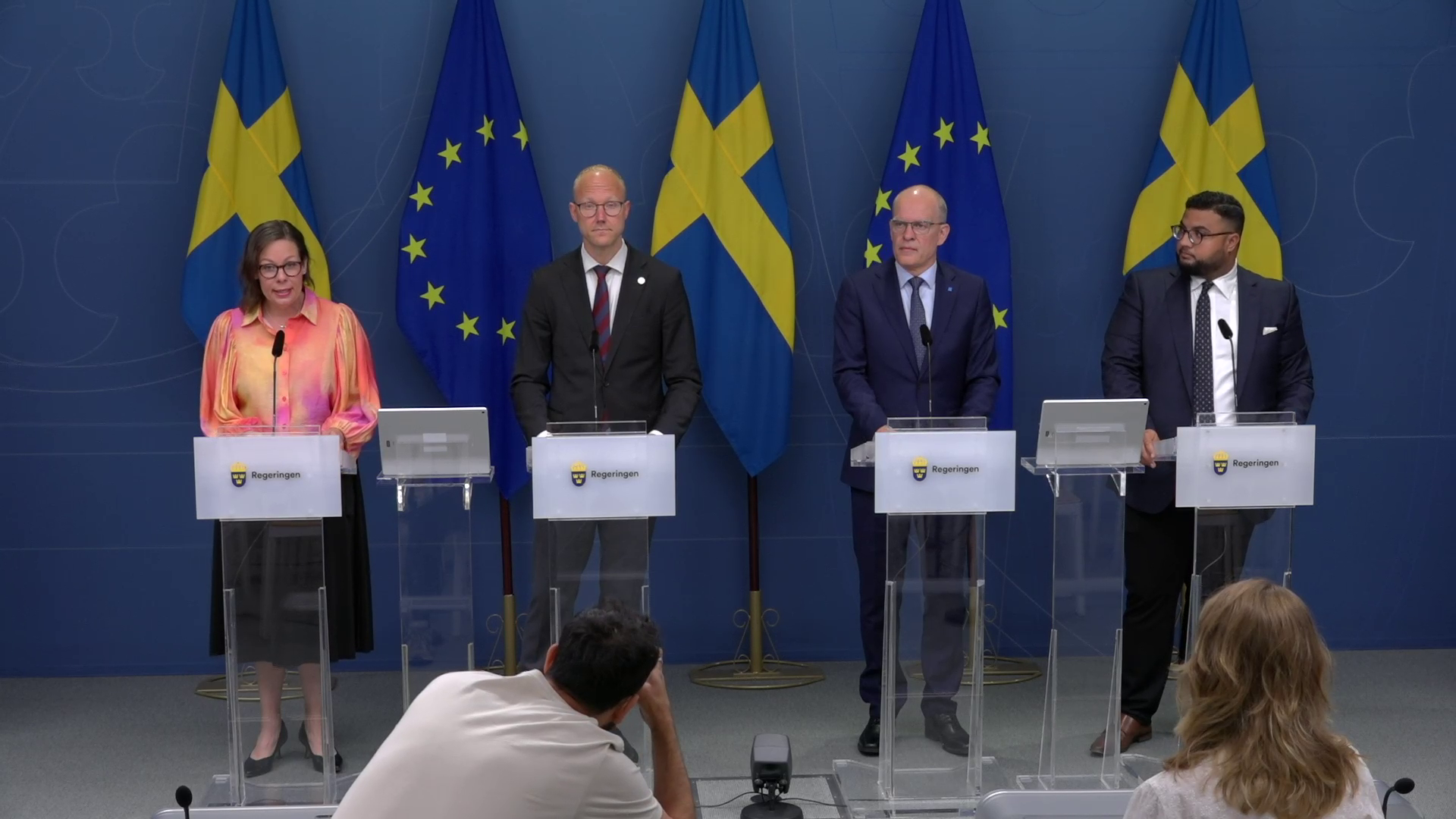 Regeringen ger Migrationsverket i uppdrag att inrätta återvändandecenter - Regeringen.se